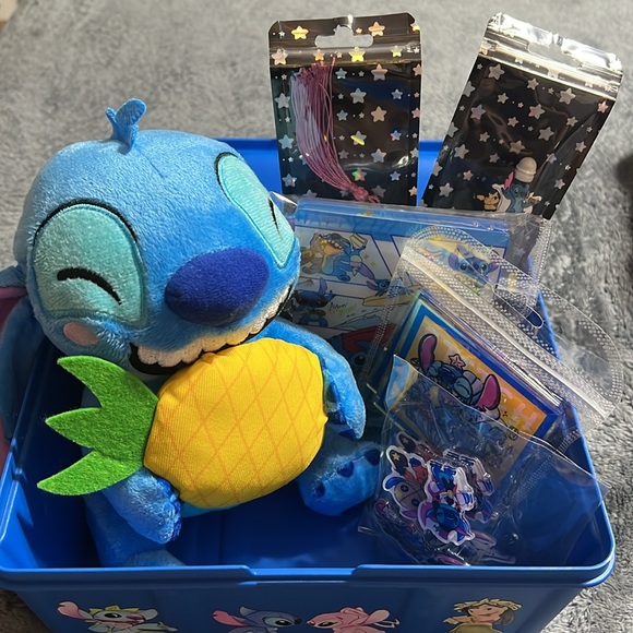 Accessories | Stitch Treasure Gift Box Includes Everything In Picture ...